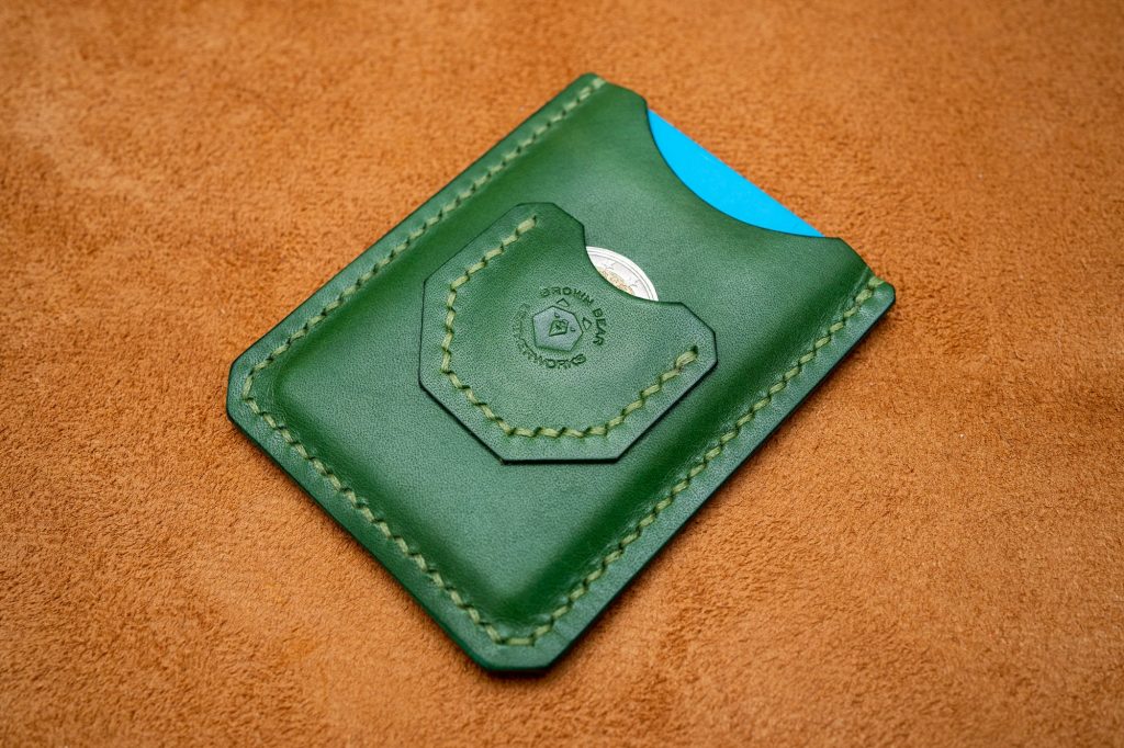 Wallet No. 39 - Minimalist Wallet with Coin Slip - Brown Bear Leatherworks